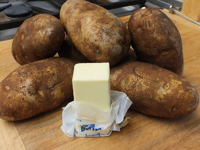 CJ's Kitchen: Casual Entertaining: Baked Potato Bar