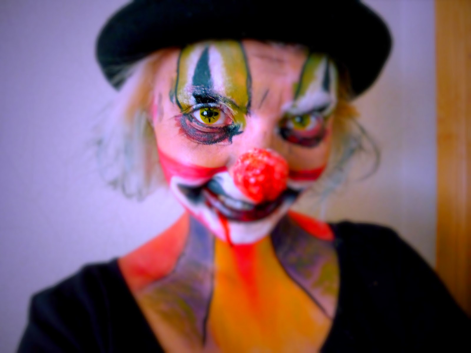 RebeccaDurrans: 15 Min Crazy Circus Clown | Halloween Inspiration