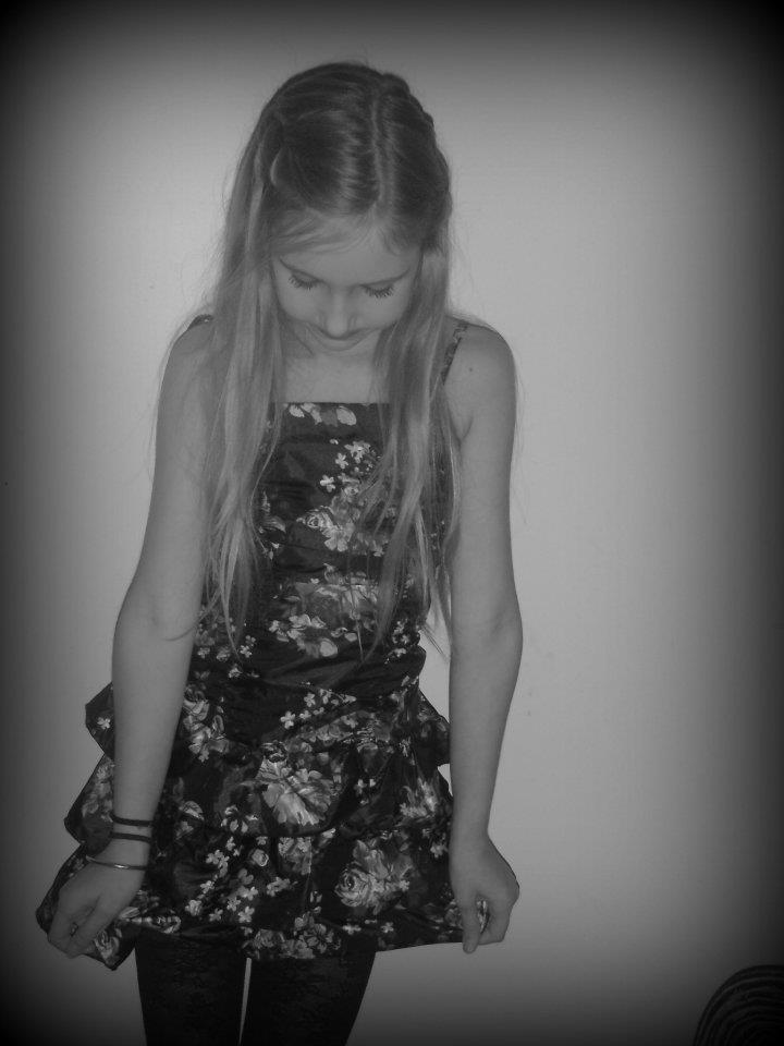 11 year old model dreamer: Some photos and info!