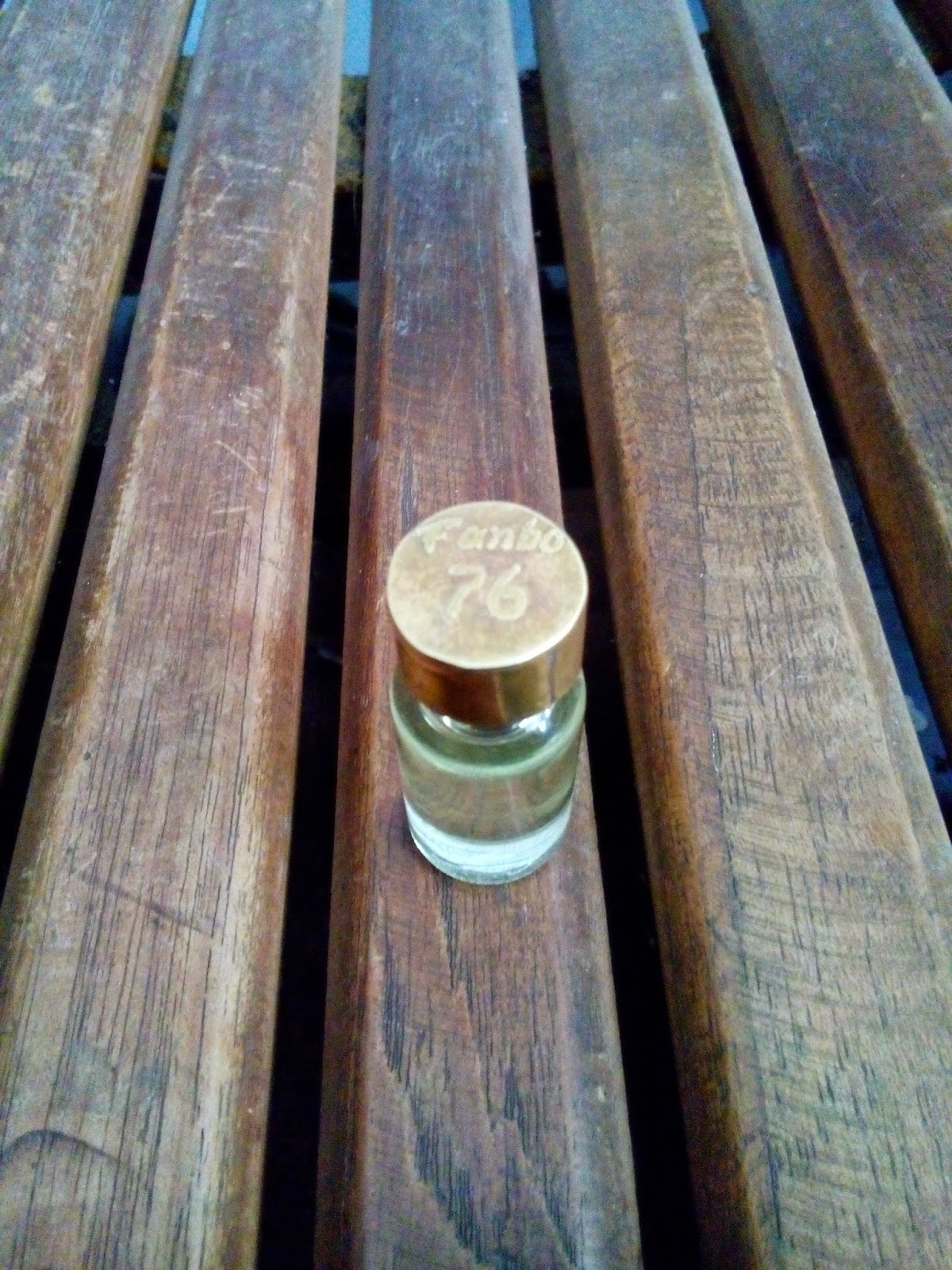 Minyak wangi Fanbo 76 (kemasan botol pns timbul) | pusat minyak mistik