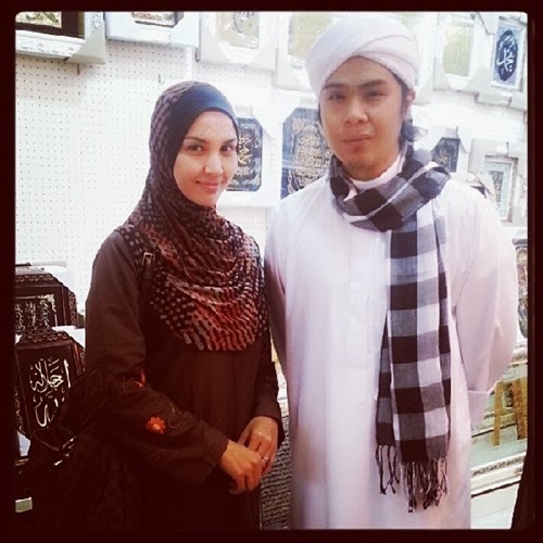 15 Gambar Terkini Adam AF dan Fiza Elite