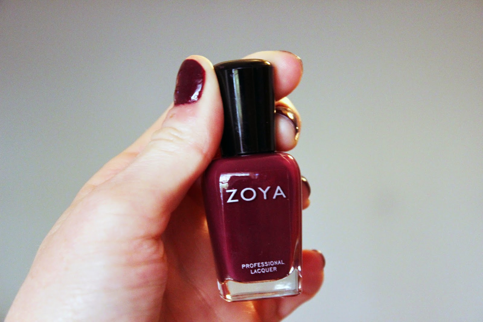 Glazed Over Beauty: Zoya - Toni