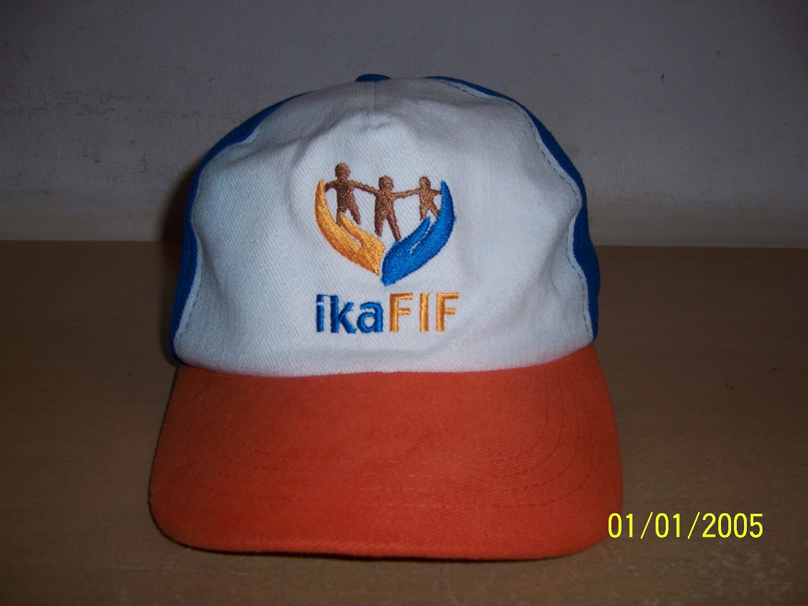 KAOS ,BORDIR,TOPI: contoh topi