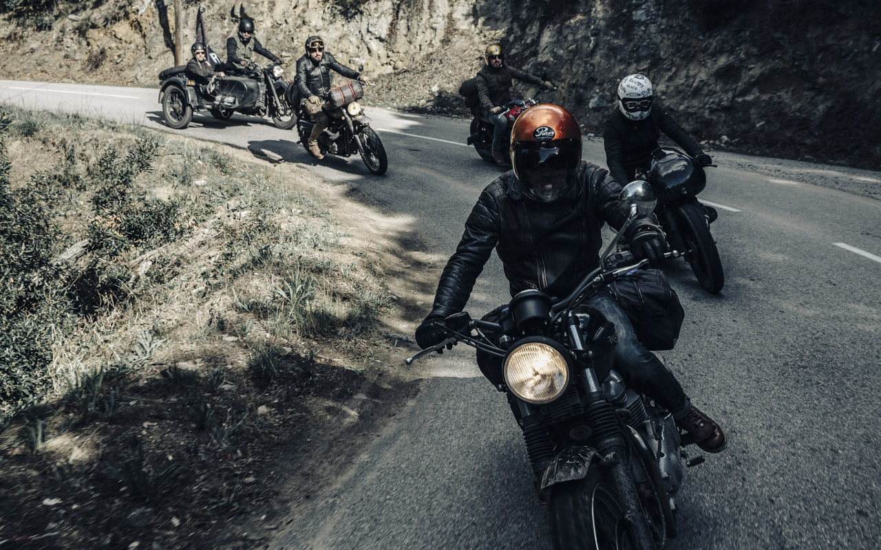 LE CONTAINER: Don Papa Ride! dav.