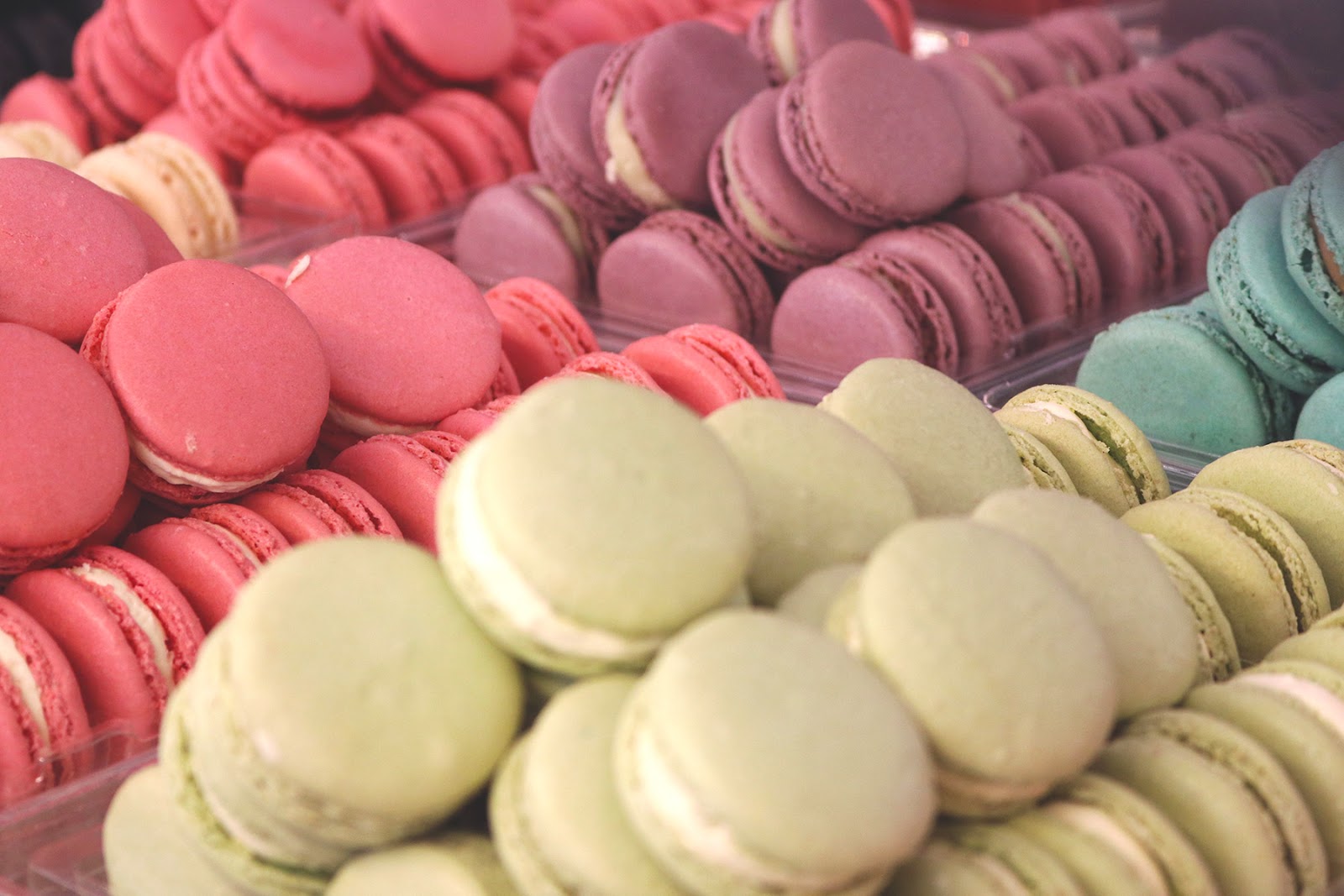 Paryż i jego makaroniki - Głodny Świata | najsmaczniejszy blog o ...