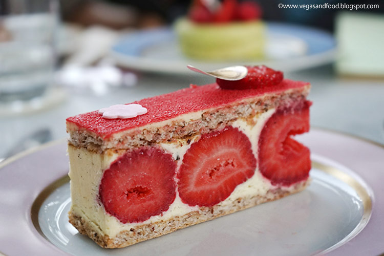 Laduree The Grove - Vegas and Food