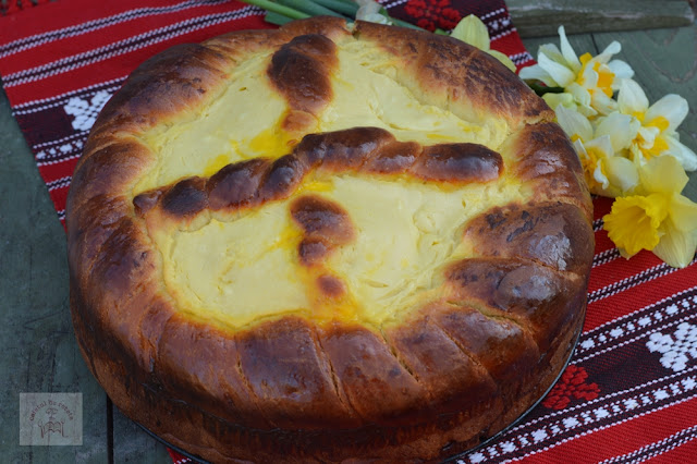 Pasca cu branza de vaci, reteta traditionala - CAIETUL CU RETETE