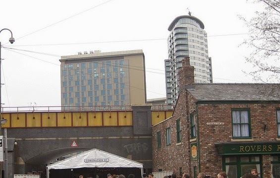 Coronation Street Blog: Incorporating Weatherfield's new surroundings