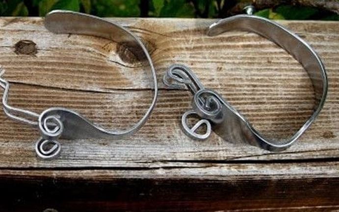 How to Make Spoon and Fork Jewelry Tutorials / The Beading Gem