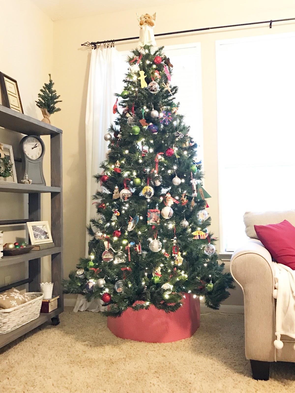 Texas Decor DIY Christmas Tree Collar For Free texas-decor-diy-christmas-tree-collar-for-free