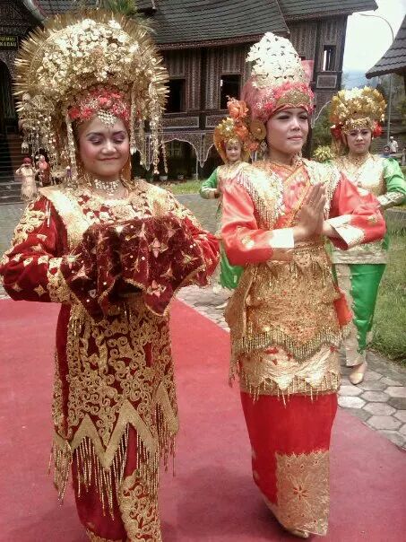 " SANGGAR NUSANTARA DOT COM " | Jakarta: SEWA BAJU PADANG/ADAT ...