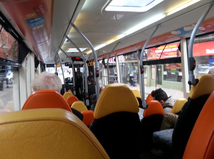 Air Nice-to-Livelands: Bus interiors