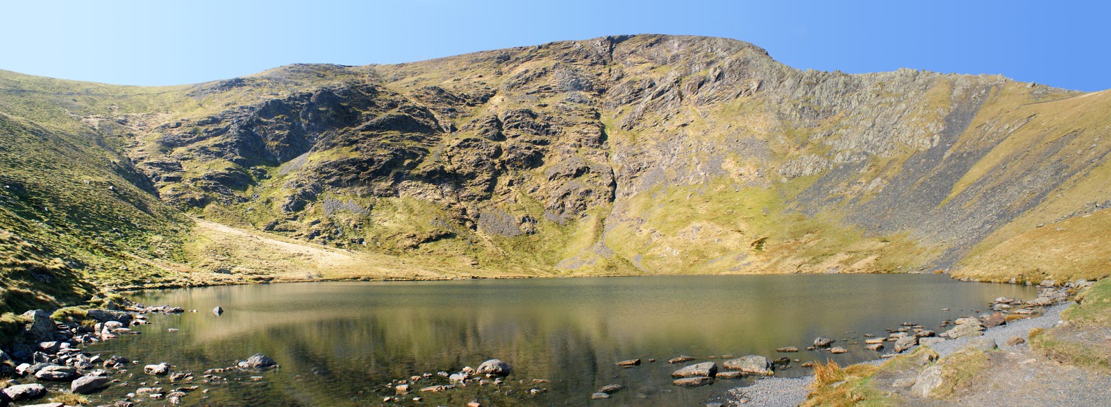 Blencathra via Sharp Edge Walk with route map & photos - one of the ...