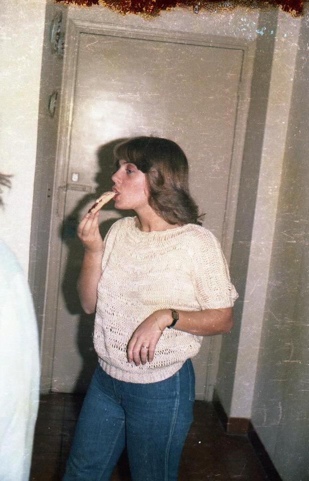 .: Un cumple de la 83.