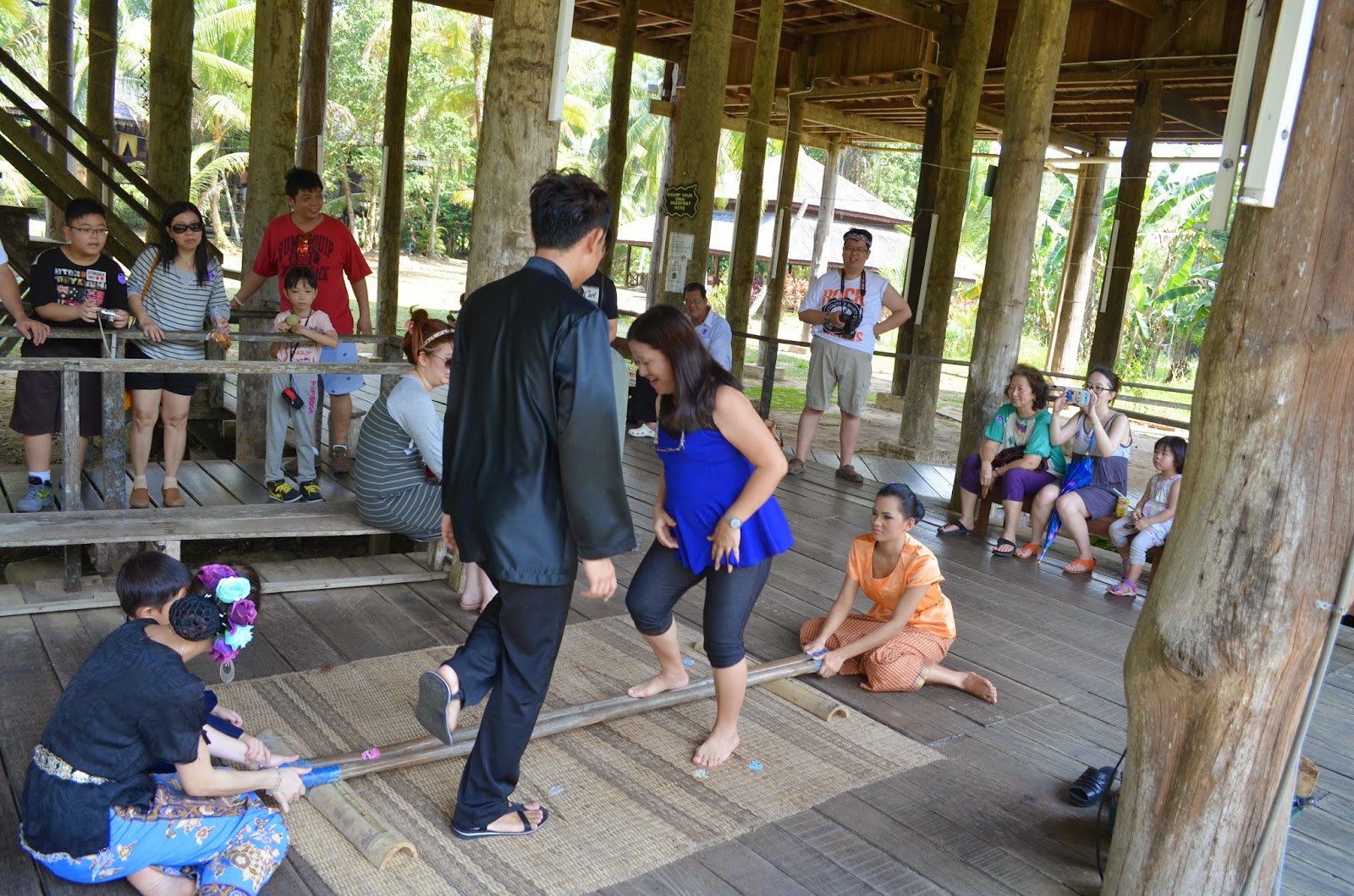 Pn Tay's Blog: My rendition of the Bamboo dance!!