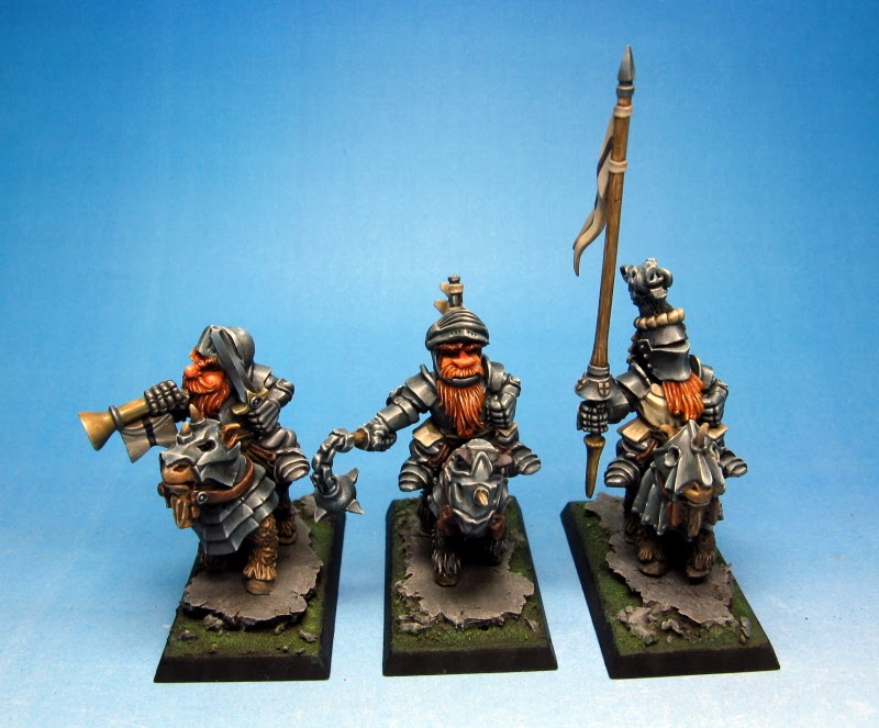 WK's Miniature Imperium: Painted Dwarf Knights And Assembled Metals
