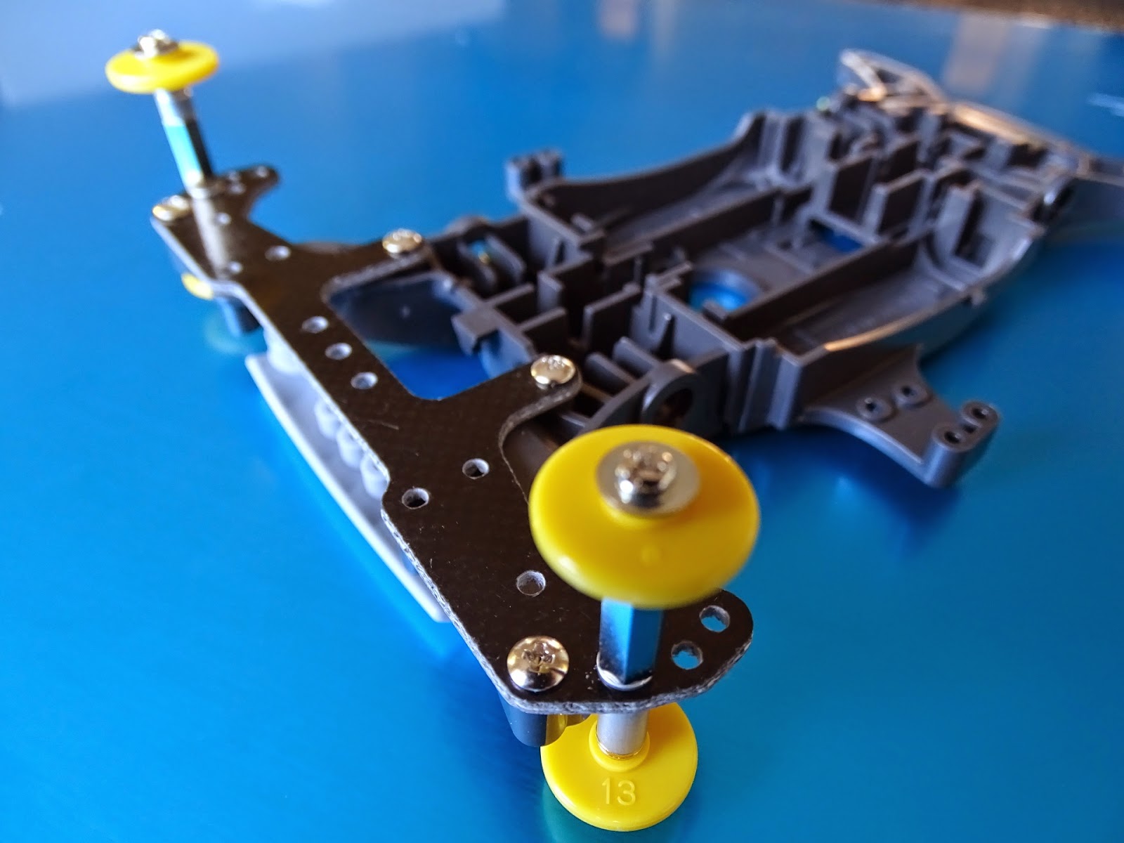 Tamiya Mini 4WD MA chassis Festa Jaune Build and Review | The RC Racer