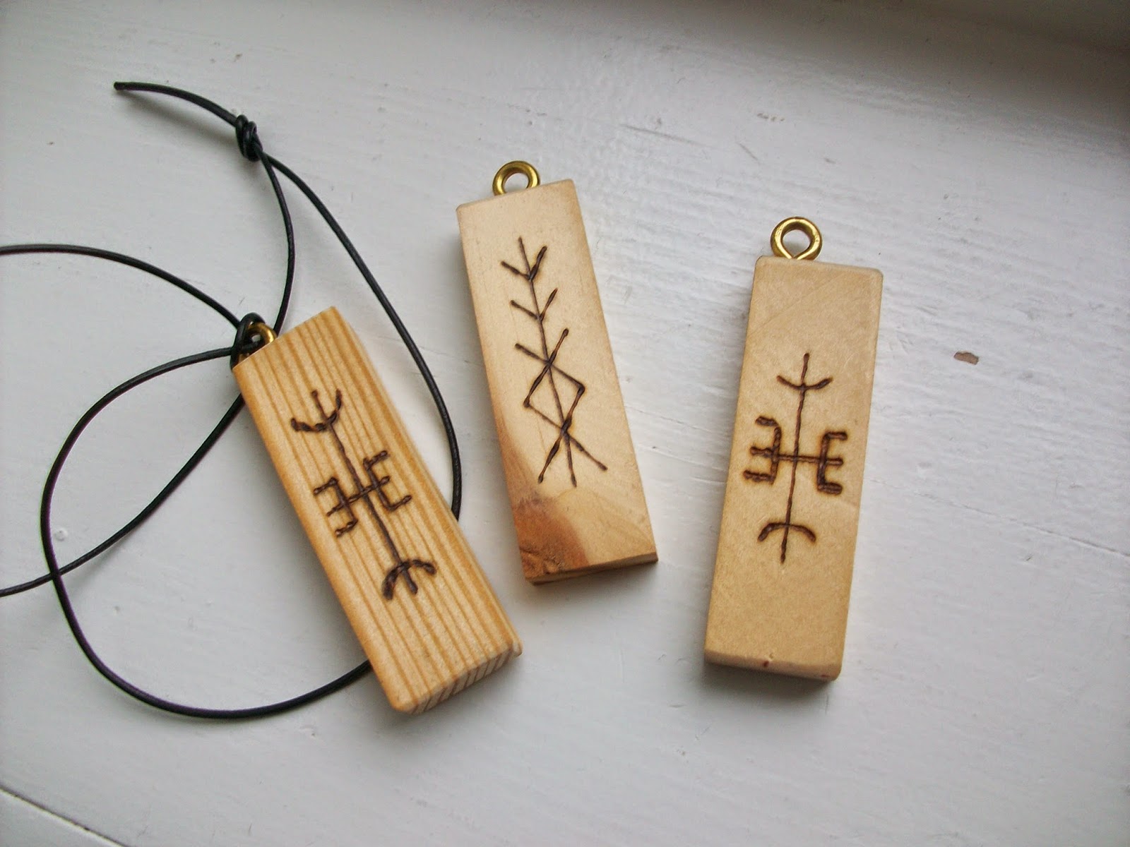 Sew Impossible: Bindrune amulets