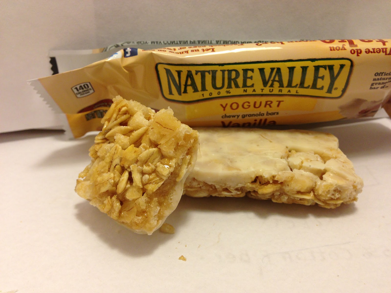 Crazy Food Dude: Review: Nature Valley Vanilla Yogurt Chewy Granola Bar