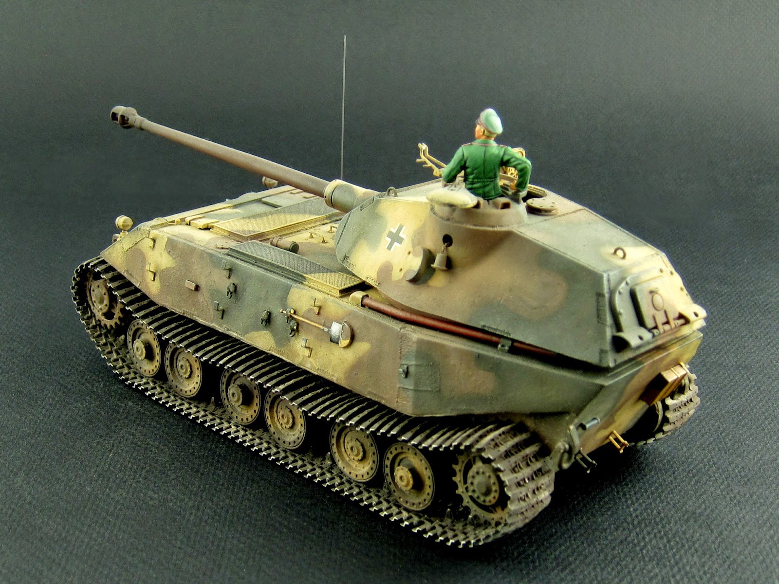 Victorious Secret's Modeling Blog: 1/35 Krupp VK4502(P)