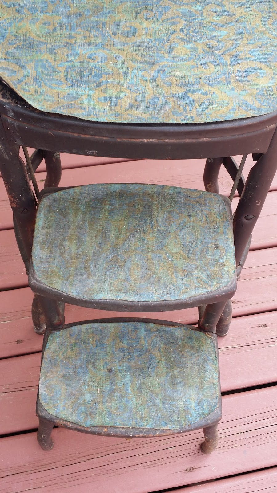 Vintage Diana: Before and After Vintage Metal Step Stool, DIY