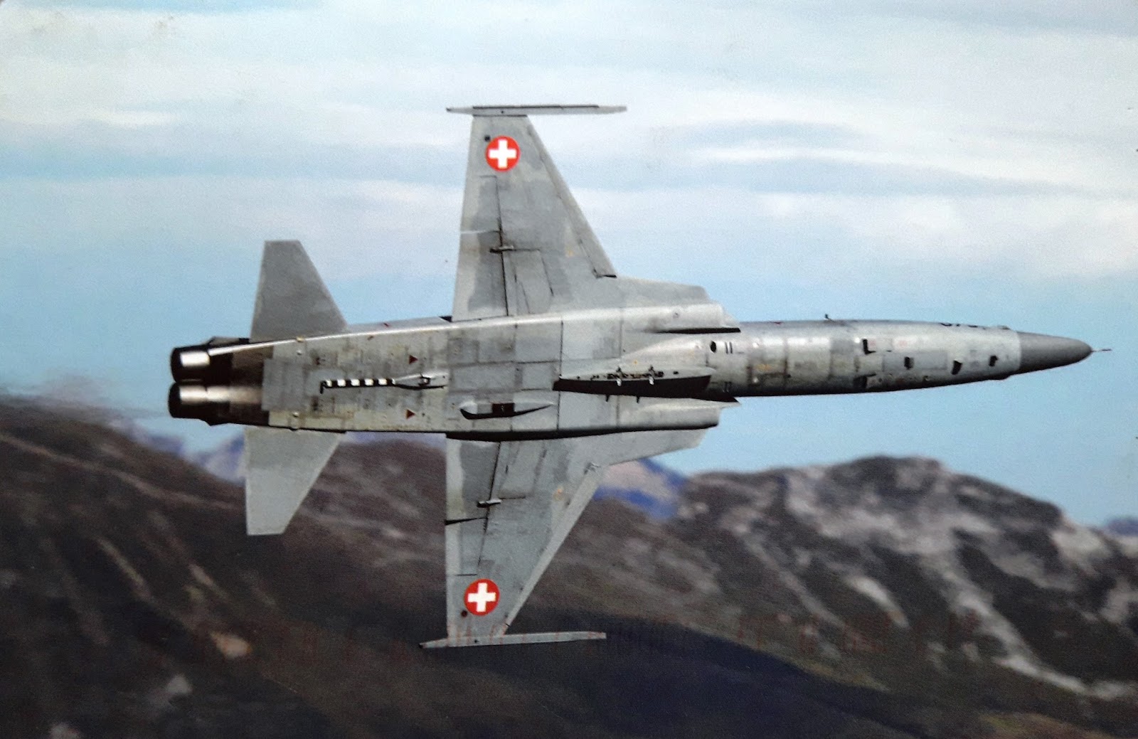 Namaste Postcards: Switzerland: F-5E Tiger II
