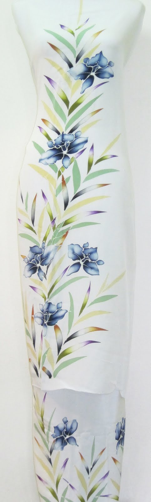 Batik Sutera Crepe Putih | Silky Batik Sutera Terengganu