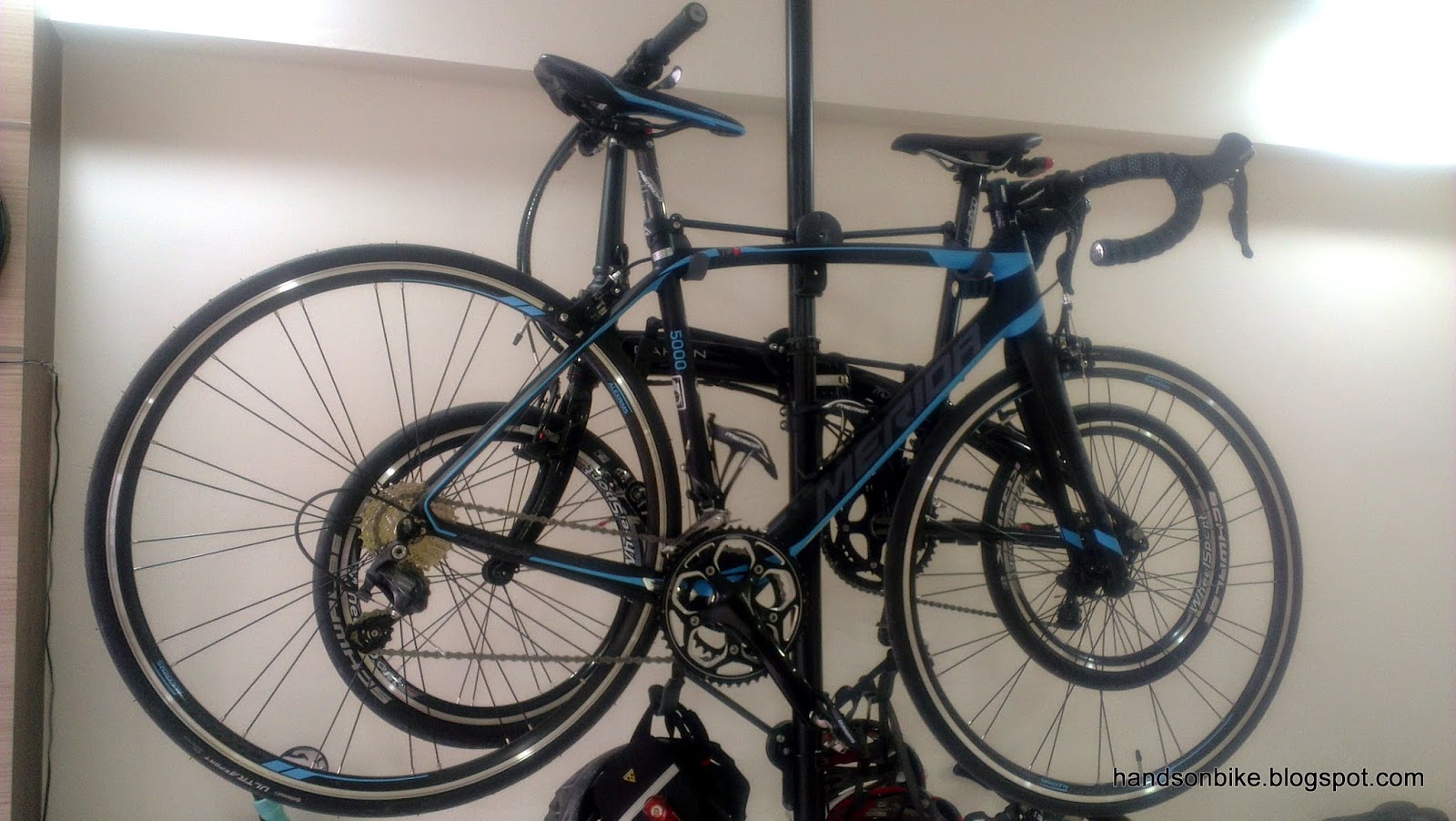 Hands On Bike: Minoura Bike Tower 10 - Extra Bike Cradle