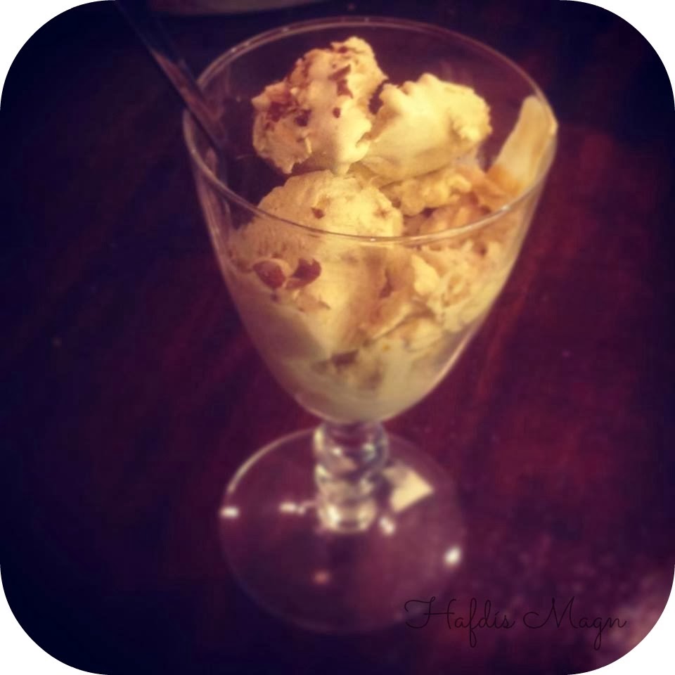 Sykurlausar uppskriftir: Lakkrís ís