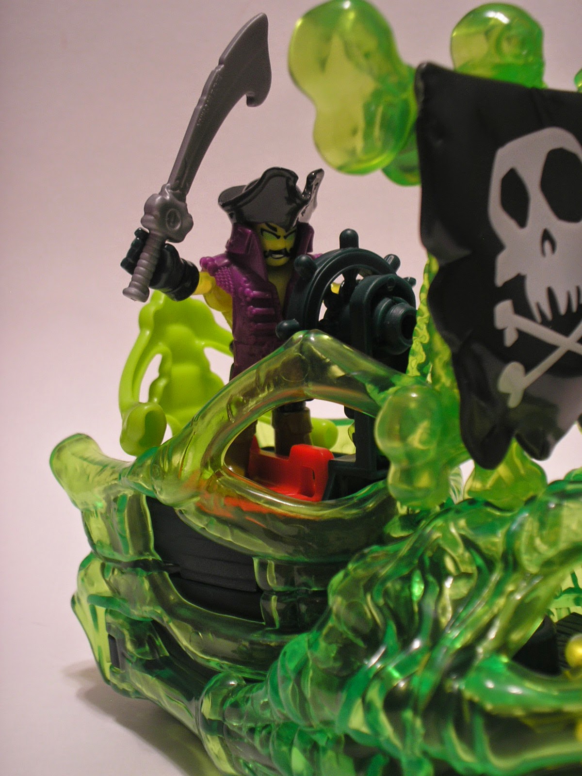 That Figures: REVIEW: Imaginext Ghost Ship