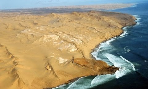 Jedina (peščana) pustinja koja izlazi na more | Nostalgija Zanimljivosti