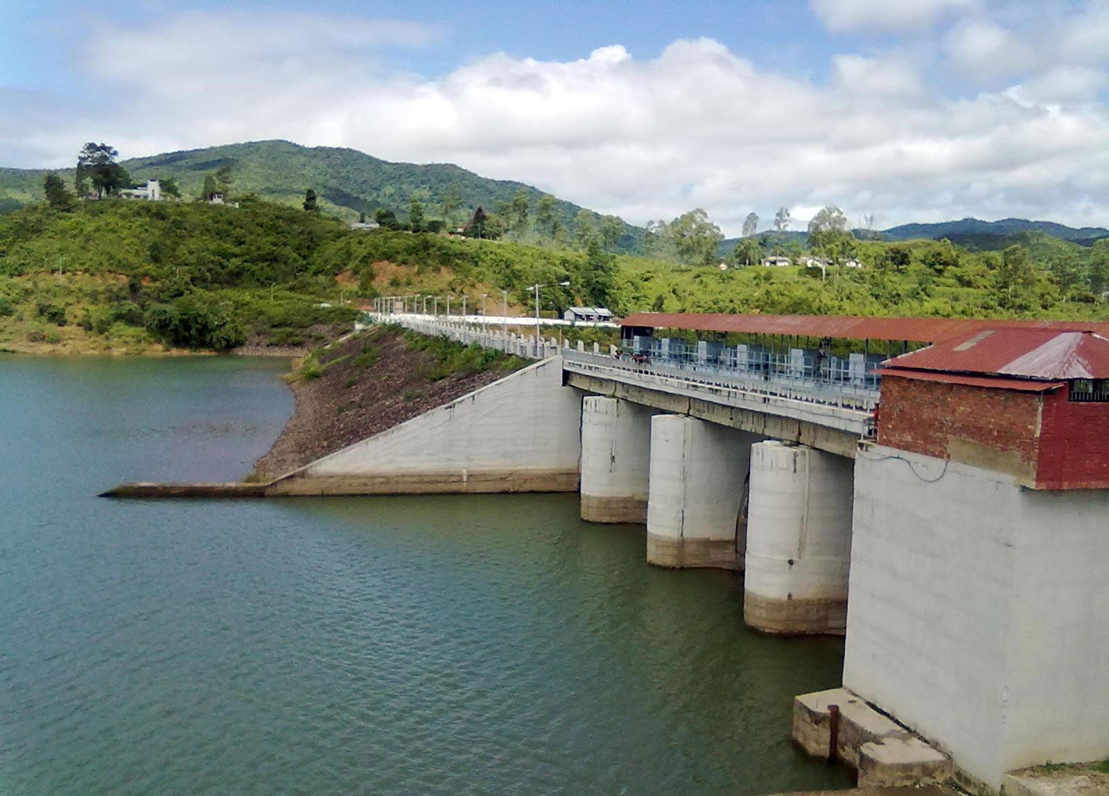 DREAMRIDER: Other beautiful palaces to visit in Manipur.