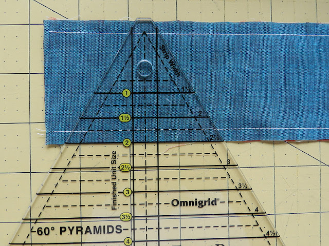 Molly Flanders: Pyramid Quilt
