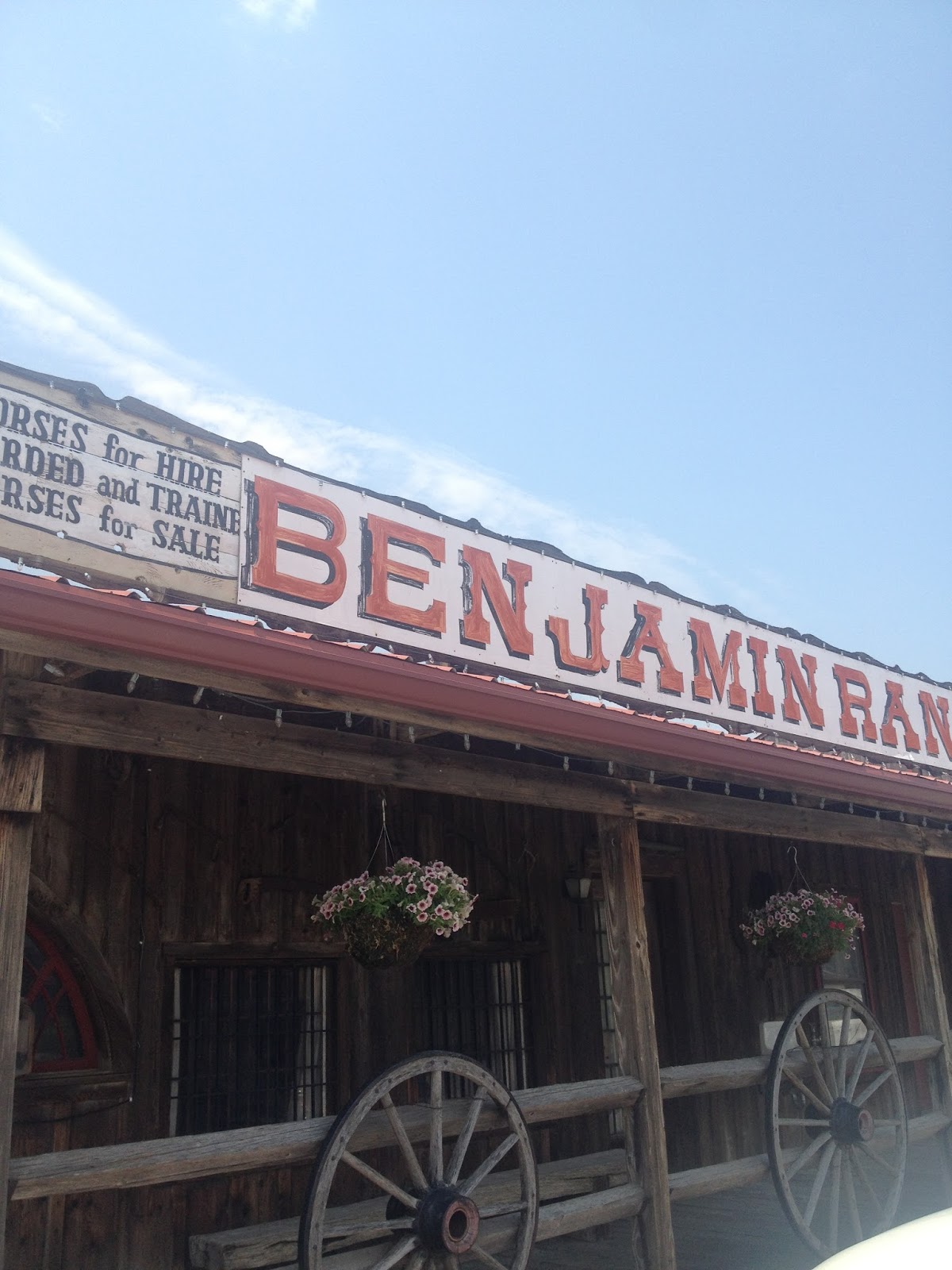 Faulkner's Ranch: Wedding Wednesday: A Benjamin Ranch Wedding
