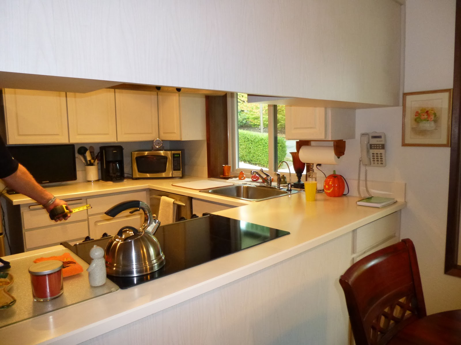 Revive Your Home: A Moderate Kitchen Remodel with a Touch of Pizazz