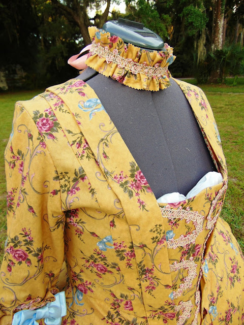 The Antique Sewist: Simplicity 3637 - Robe a la Francaise COMPLETE