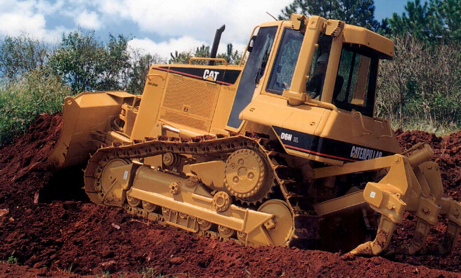 Track Type Tracktor (Product Line) ~ Heavy Duty Equipment Cat®
