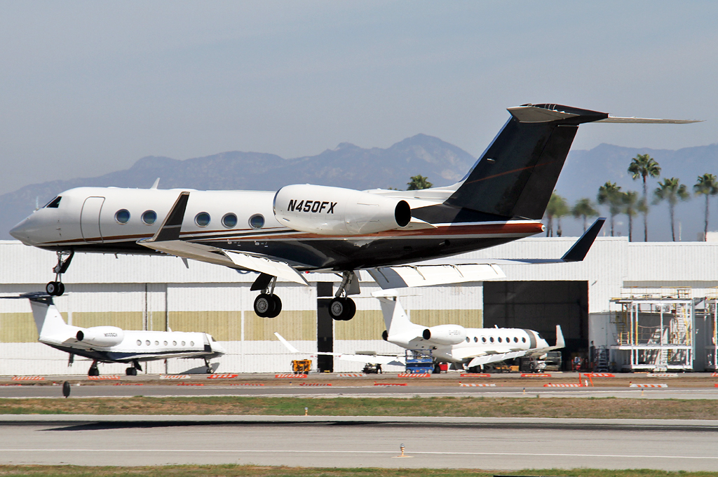 Aero Pacific Flightlines: Flexjet Gulfstream G450 (c/n 4330) N450FX