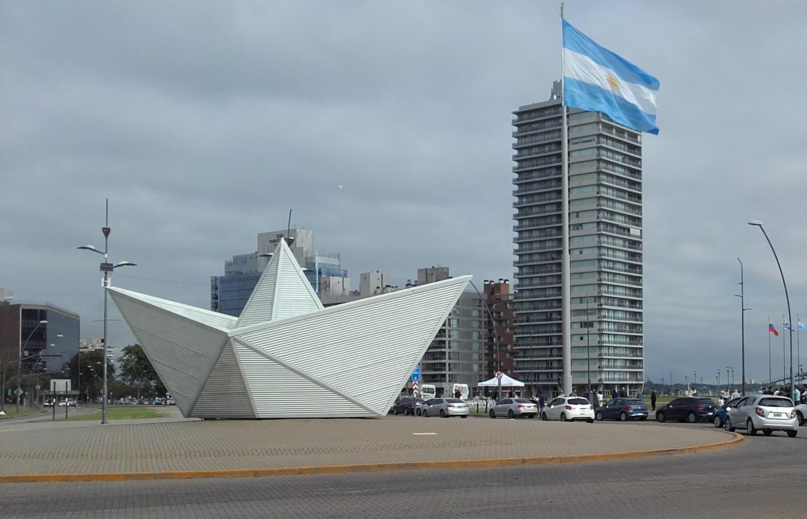 Banderas de Argentina y de todo el mundo: Mega mástil en la Cuna de la ...