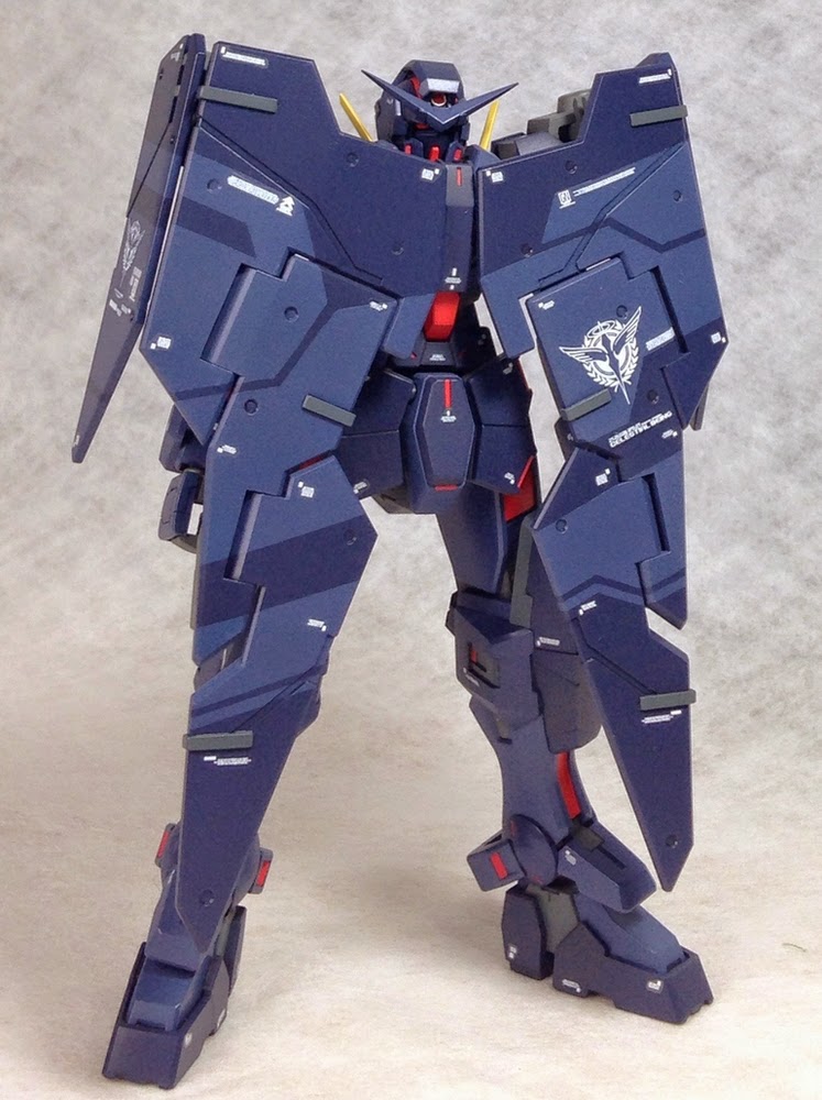 Custom Build: 1/144 Gundam Dynames Ver.T