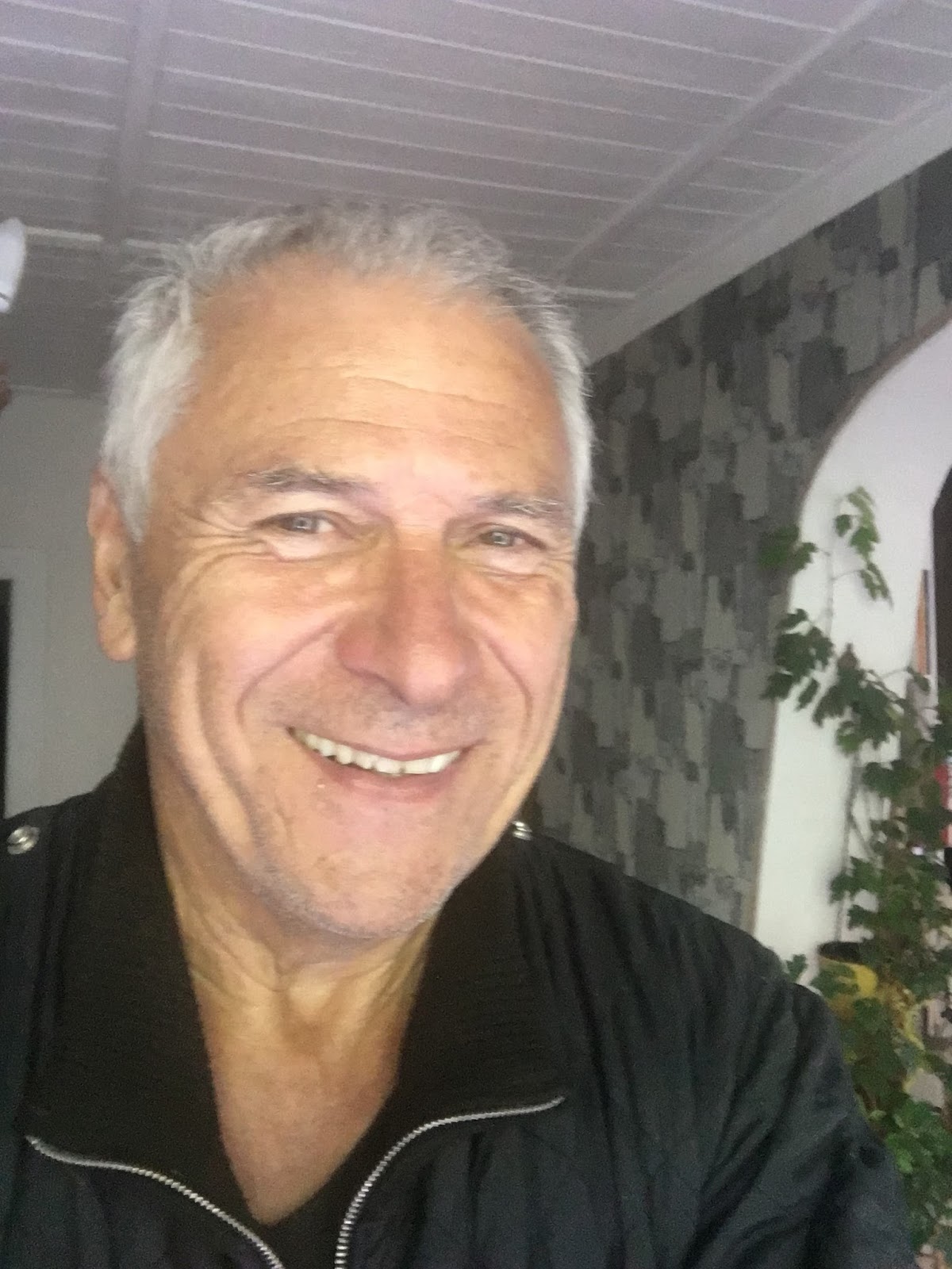 Google1st: DUCATISTO peter helm RIDER IS OK eberbach heidelberg lindach