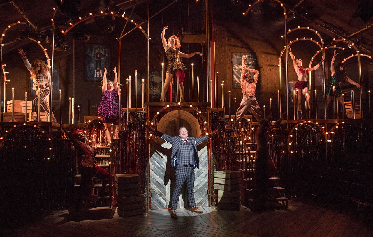 Chris n that: SIDE SHOW at Southwark Playhouse - Side by Side Sisters....