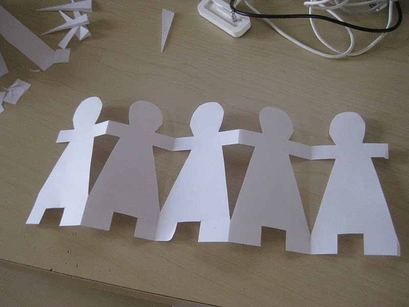 Thy Word: MLK, Jr. lapbook {repost}/paper dolls {how to}