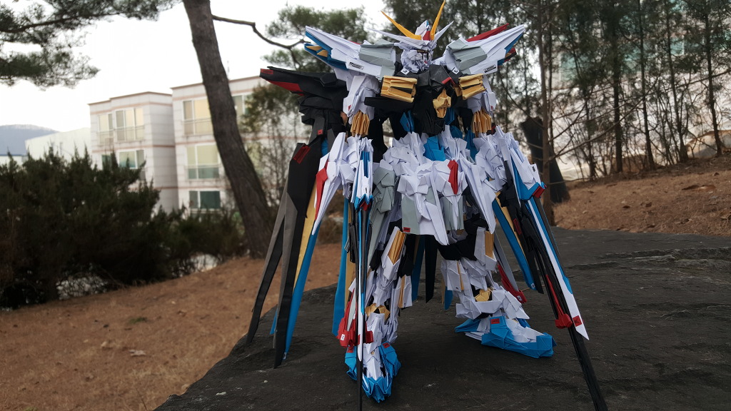 GUNDAM GUY: Gundam Papercraft: Strike Freedom Gundam