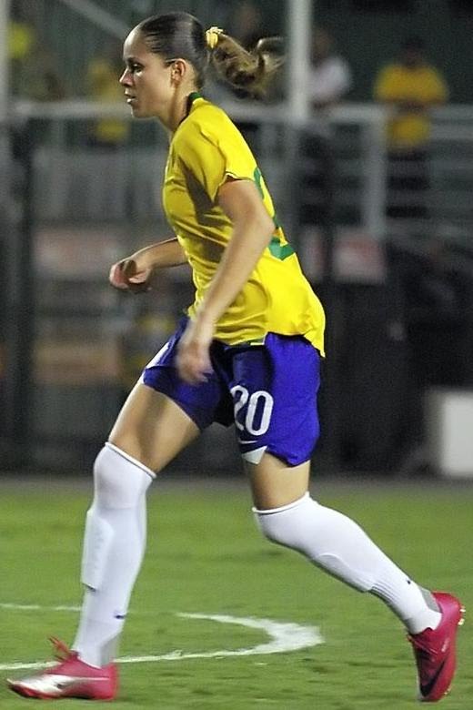 Beautiful Female Football Players: Érika Cristiano dos Santos ...