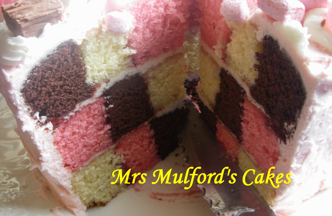 Mrs Mulford's Cakes: Knickerbocker Glory Cake - Checkerboard Cake Style