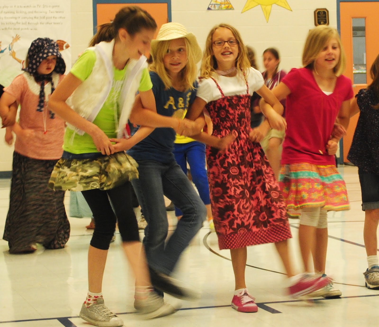Jensen's: 4th Grade Dance Performance