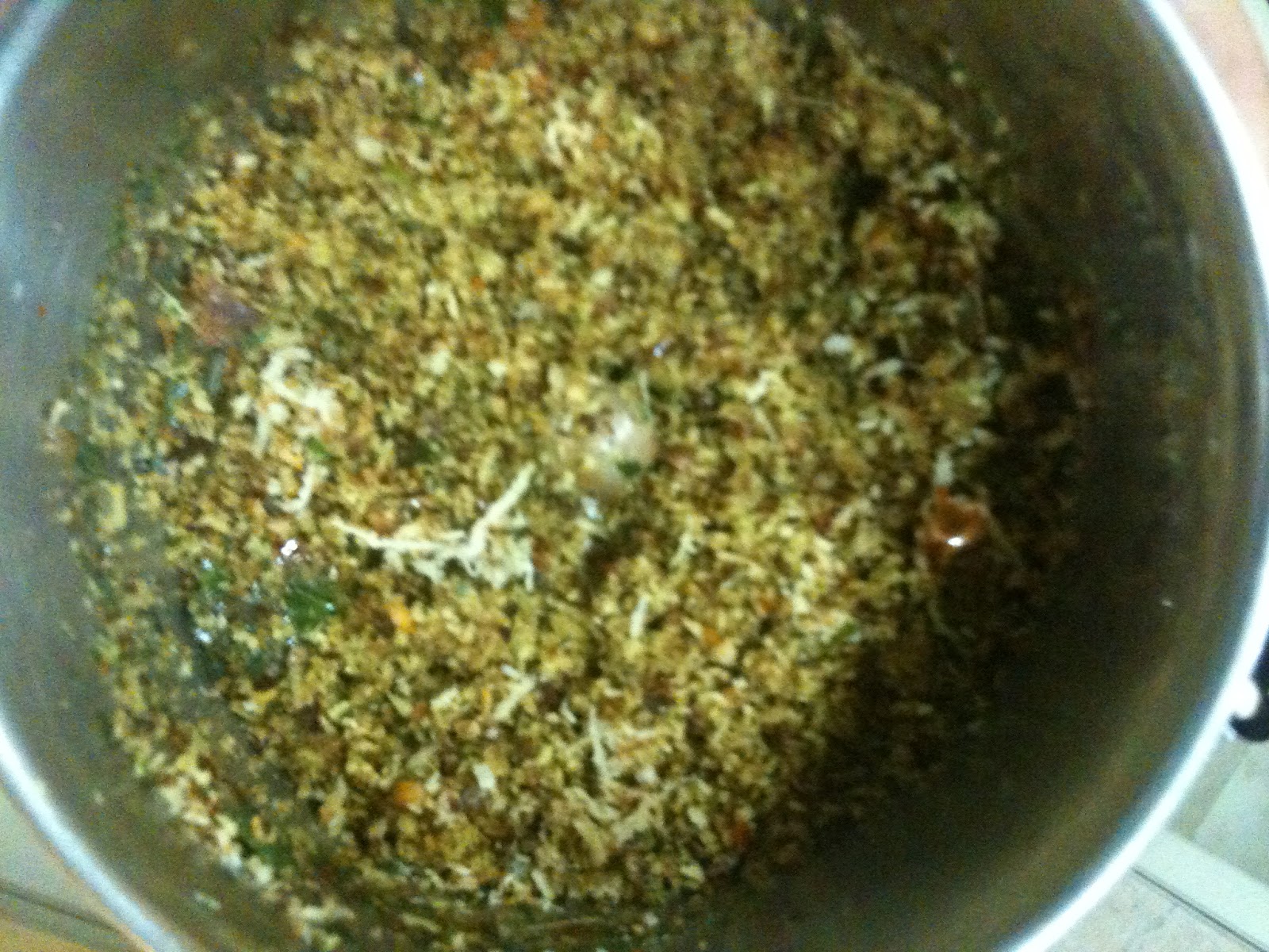 Tease Your Taste Buds: Bisi Bela Bath (Bisi Bele Huli Annam ...