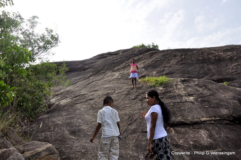 philipveerasingam: Scenes at Thonigala, Sri Lanka.