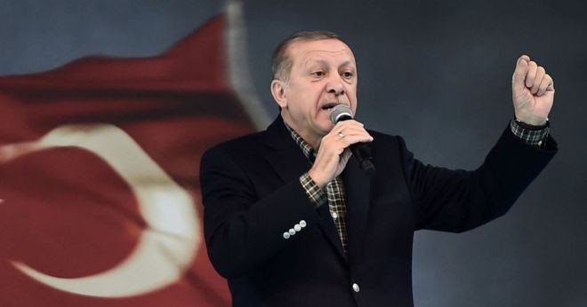 Engin Erden: TAYYİP BEY'İN SATRANCI